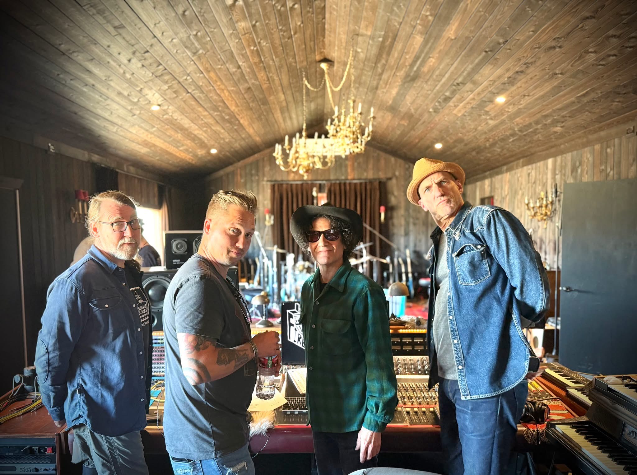 BLIND MELON Rises Again: Guitarist Christopher Thorn - AMFM Magazine.tv